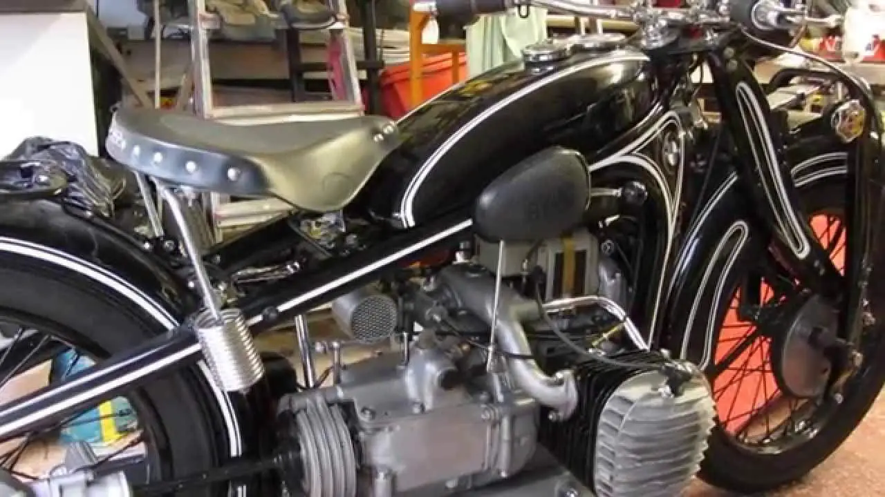 Información detallada de bmw r11 | Fotos y Especificaciones