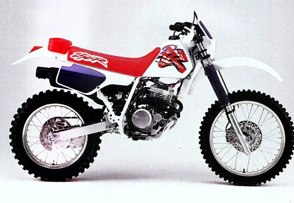 Información detallada de 1995 Honda XR 250R | Fotos y Especificaciones