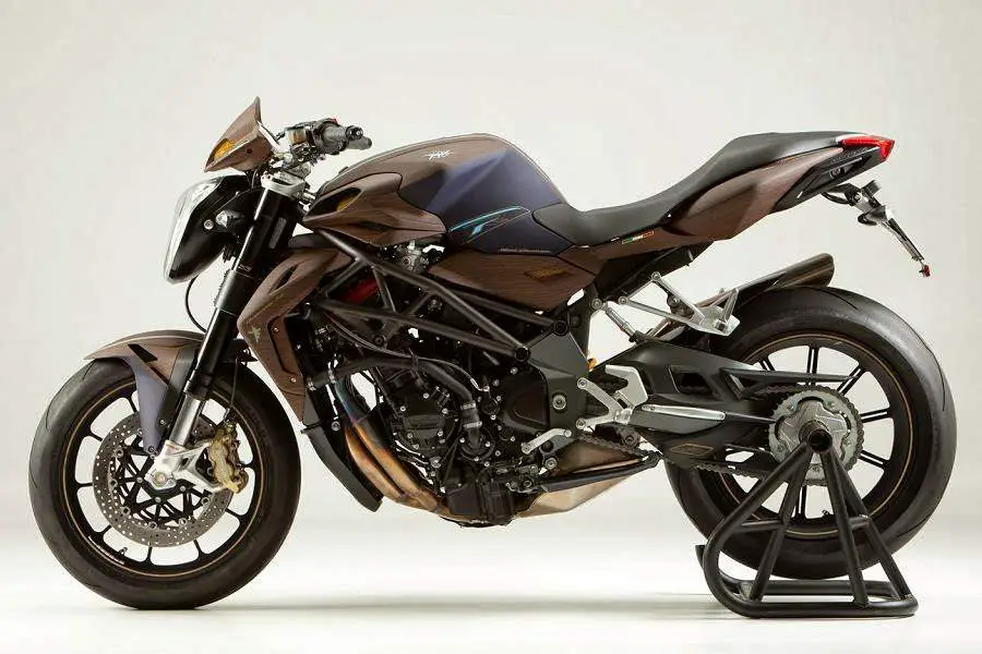 Información detallada de 2013 MV Agusta Brutale 1090RR California ...