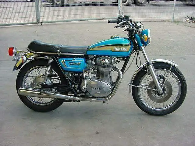 Información detallada de 1973 Yamaha XS 650 / TX 650 | Fotos y Especificaciones