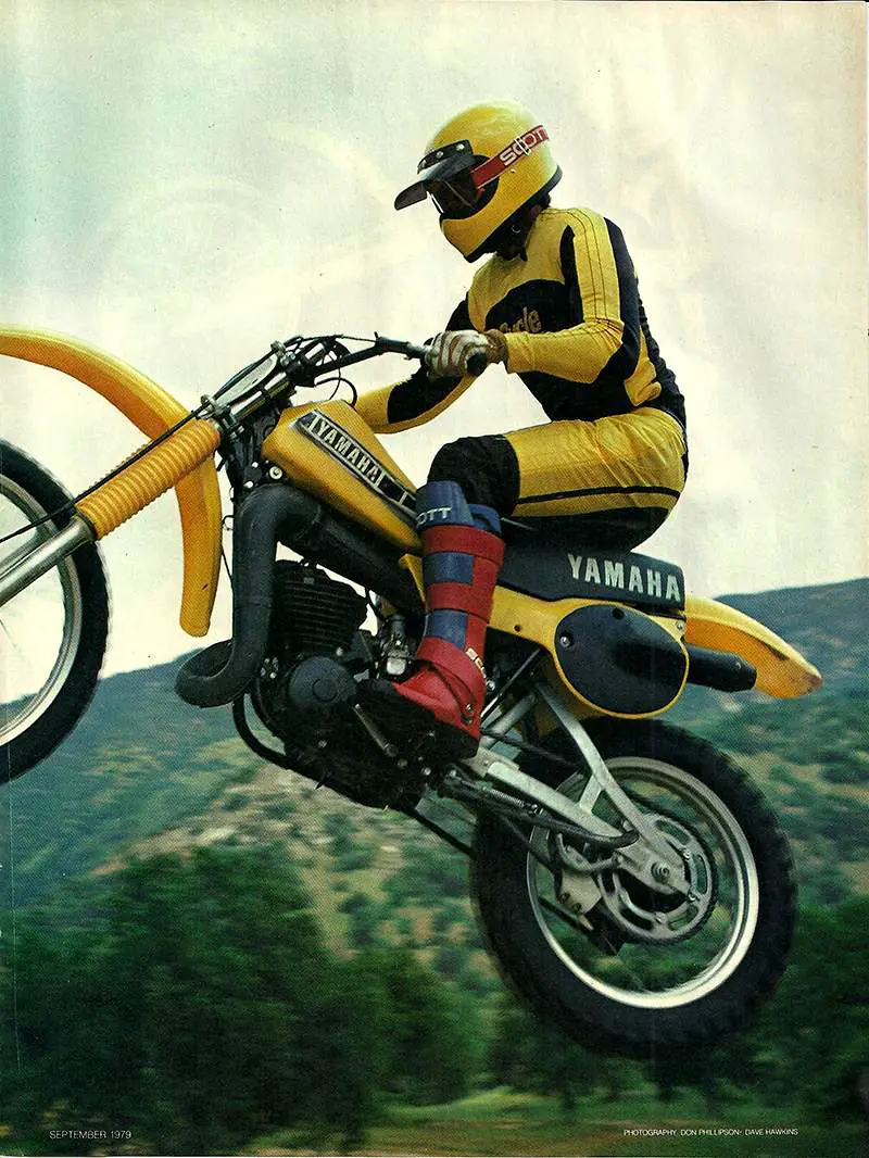 Información detallada de 1980 Yamaha YZ 400F | Fotos y Especificaciones