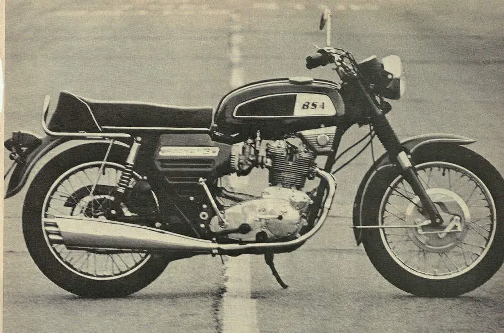 Información detallada de 1968 BSA A75 Cohete III | Fotos y Especificaciones