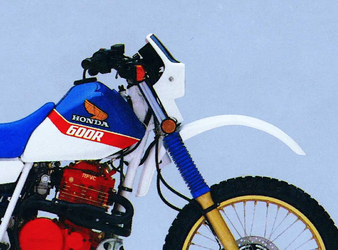 Información detallada de 1986 Honda XL 600R | Fotos y Especificaciones